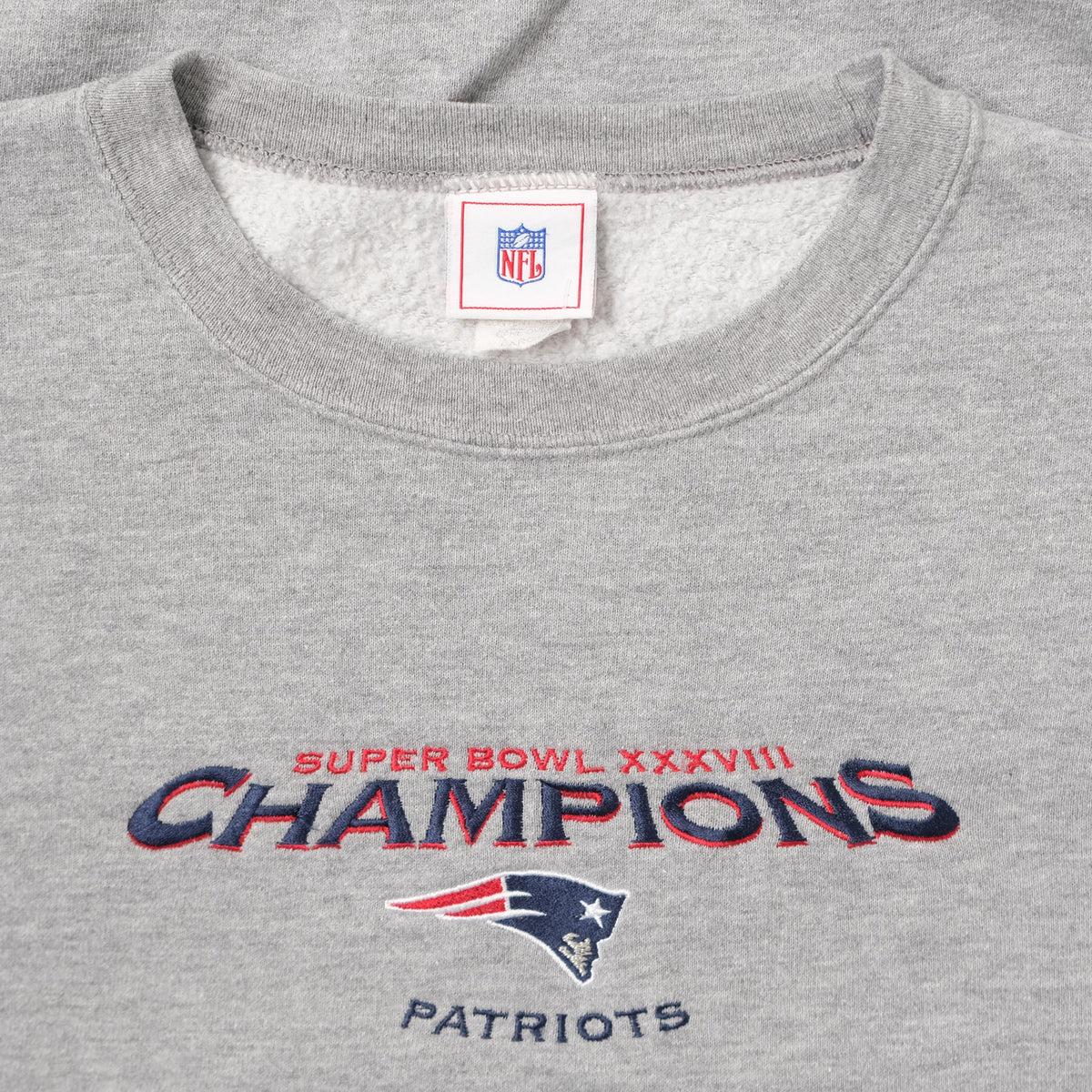 Vintage 2004 New England Patriots Sweater Large | Double Double Vintage